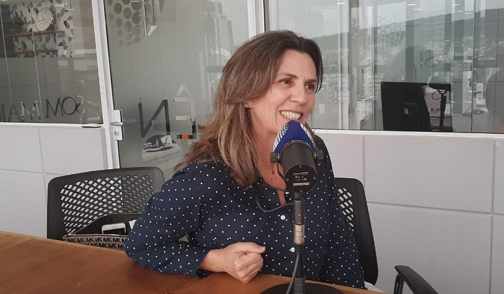 Ana Luz: uma carreira marcada pela fé - Cotidiano - 4oito