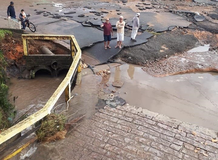 Um temporal para a história de Sangão - Cotidiano - 4oito