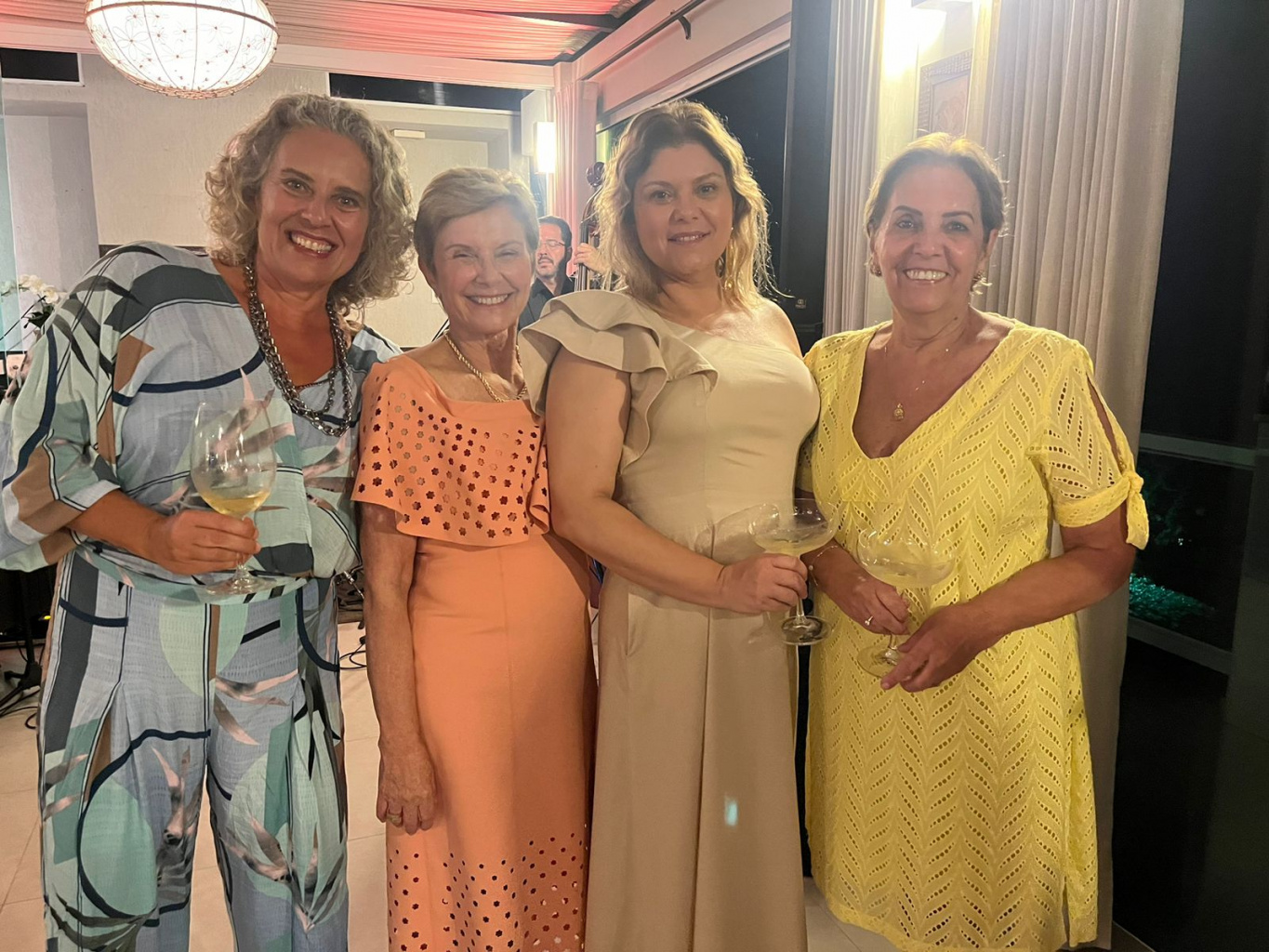 Os vibrantes parabéns para Albertina Guizzo - Blog Beth João - 4oito